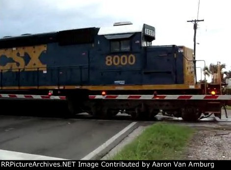 CSX 8000